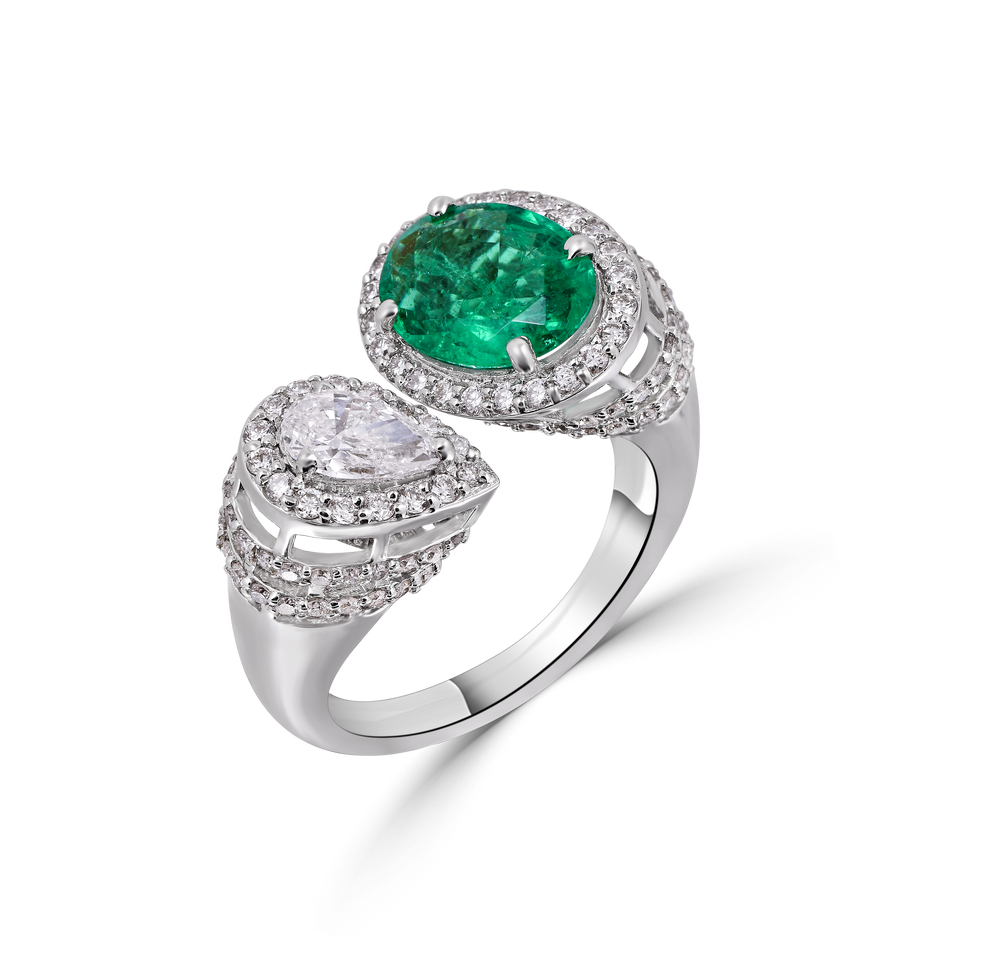 Mohar x Gemfields Emerald Diamond Duet Ring