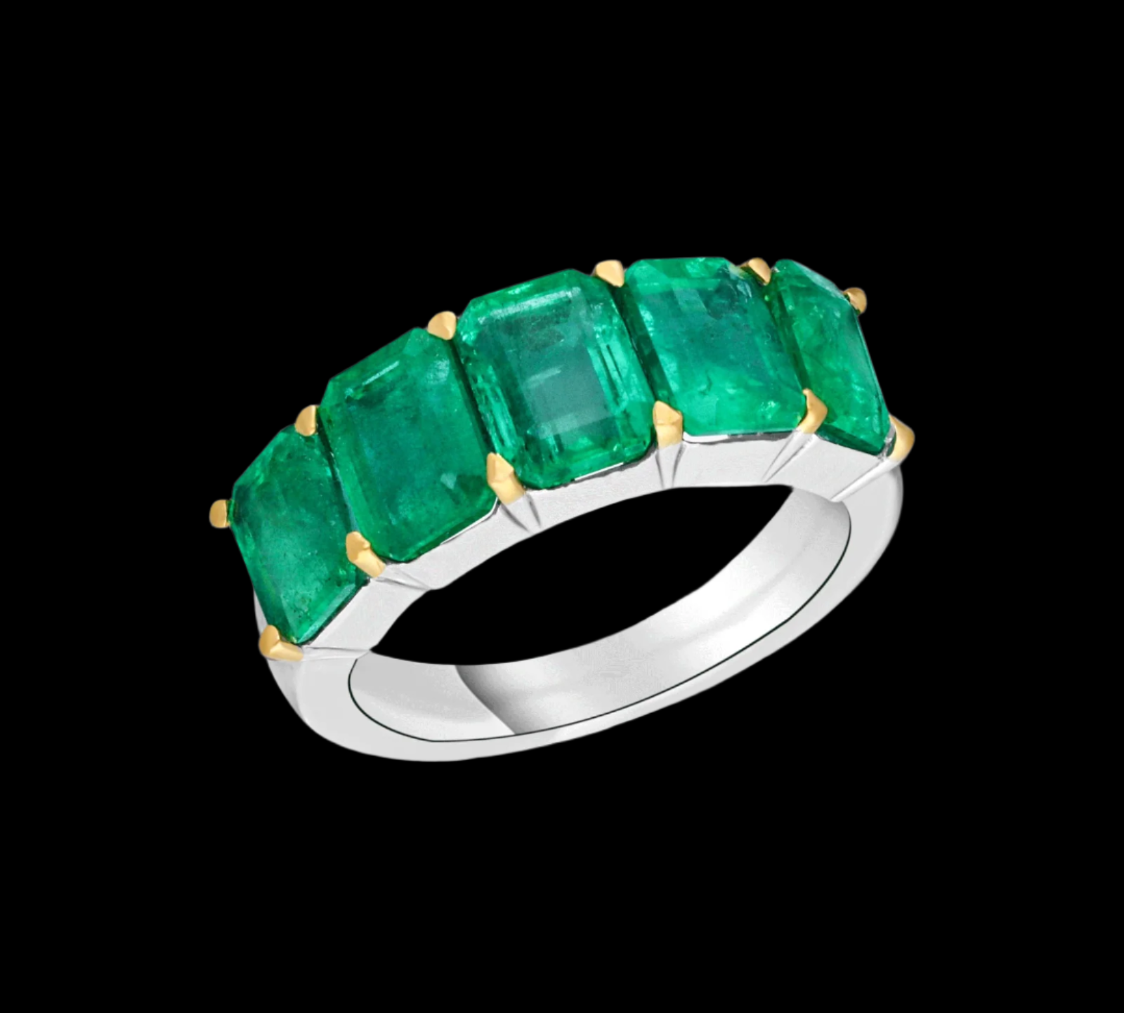 Mohar x Gemfields Emerald Ring